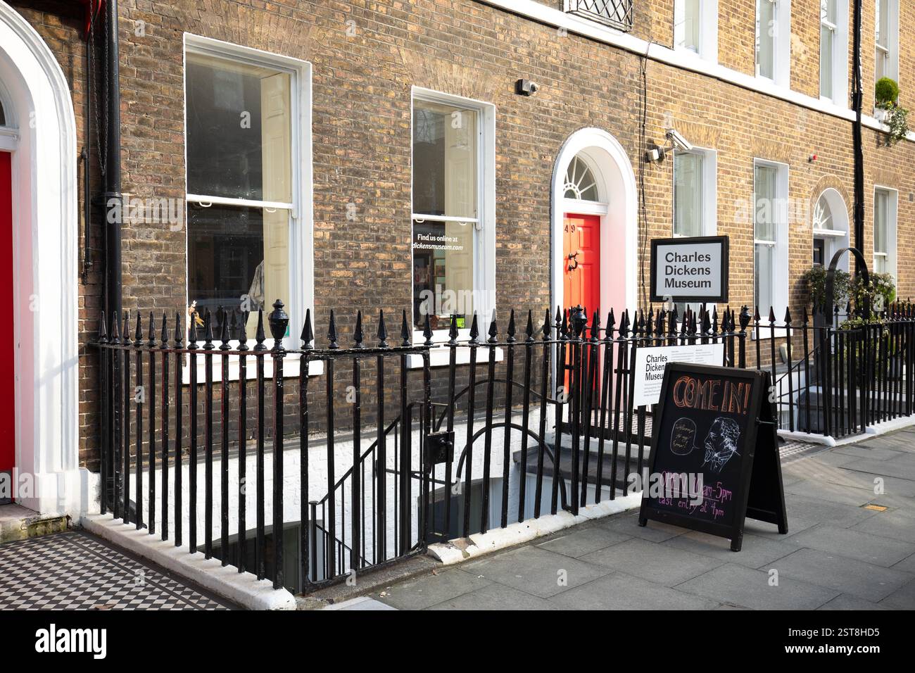 Charles Dickens Museum, London Stock Photo - Alamy