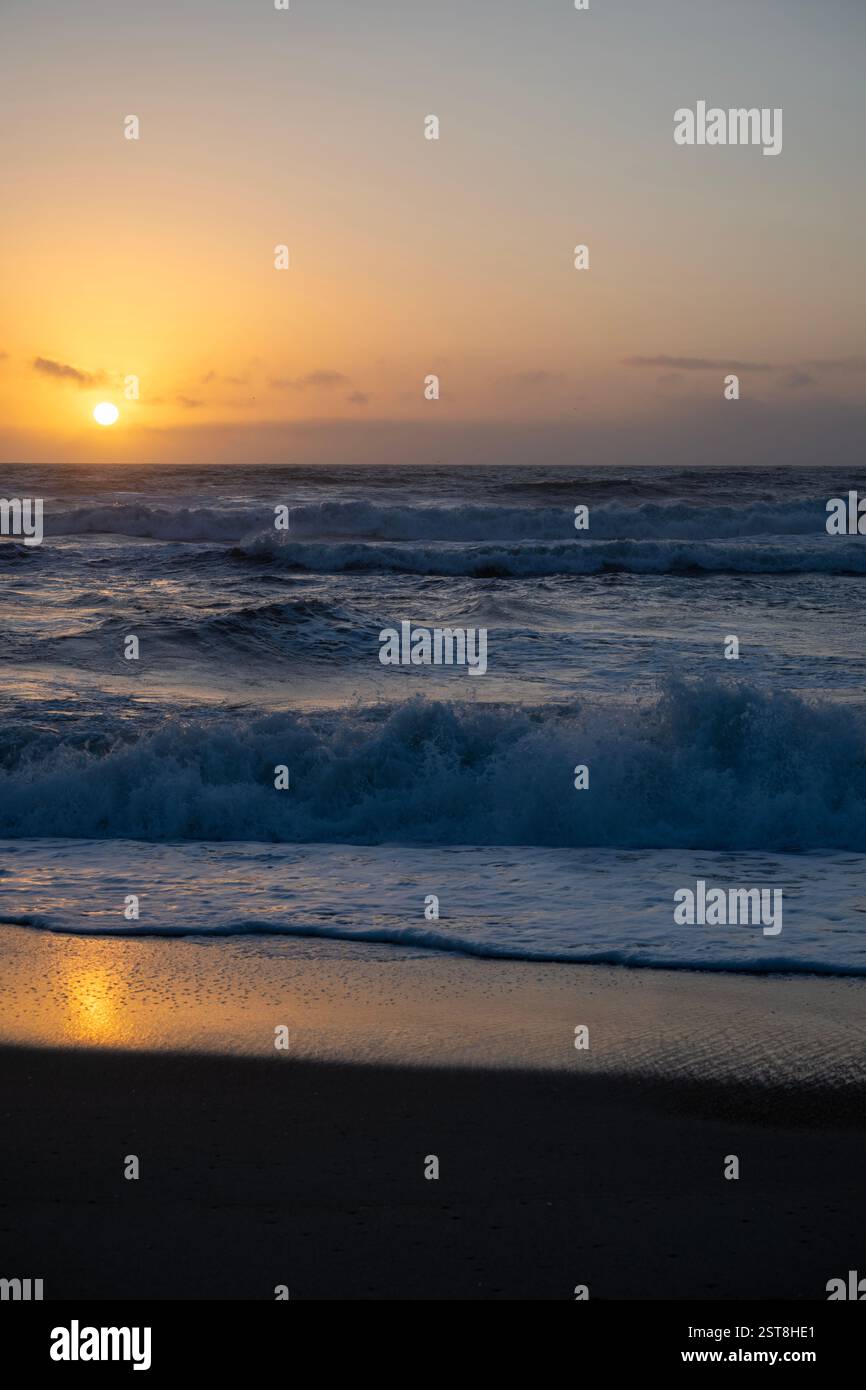 The Atlantic Ocean at sunrise. Outer Banks, North Carolina Stock Photo ...