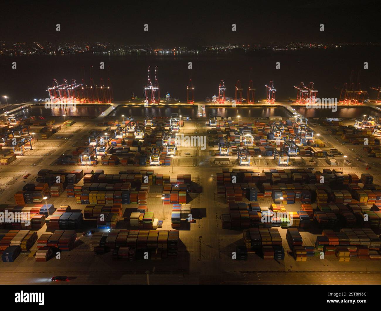 Zhoushan, China. 16th Feb, 2025. ZHOUSHAN, CHINA - FEBRUARY 16, 2025 ...