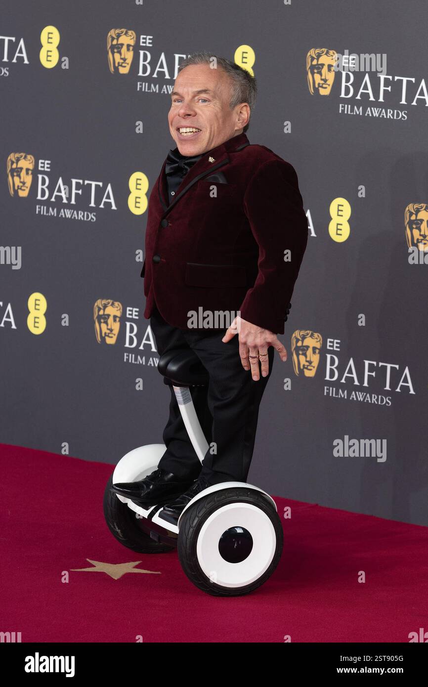 London, UK. 16 February, 2025. Warwick Davis attends the EE BAFTA's ...