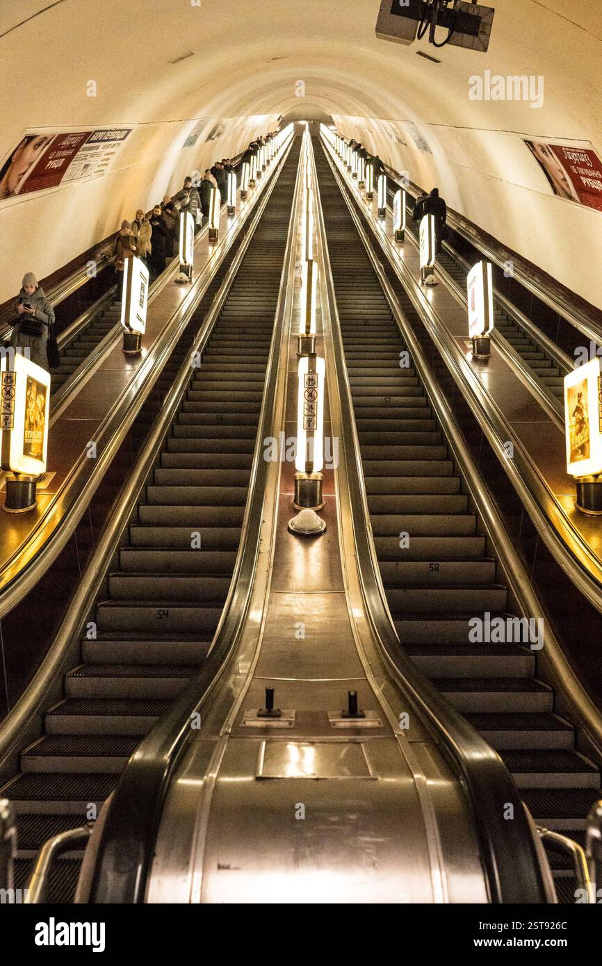 Kyiv, 17.02.2025 Escalators in the subway station Maidan Nezalezhnosti ...