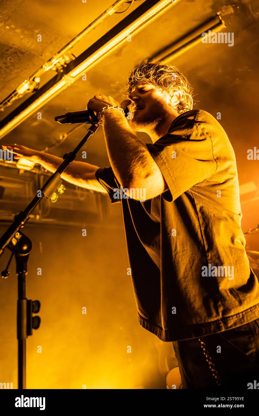 Milan Italy. 17th feb 2025. The American singer-songwriter MATT HANSEN ...