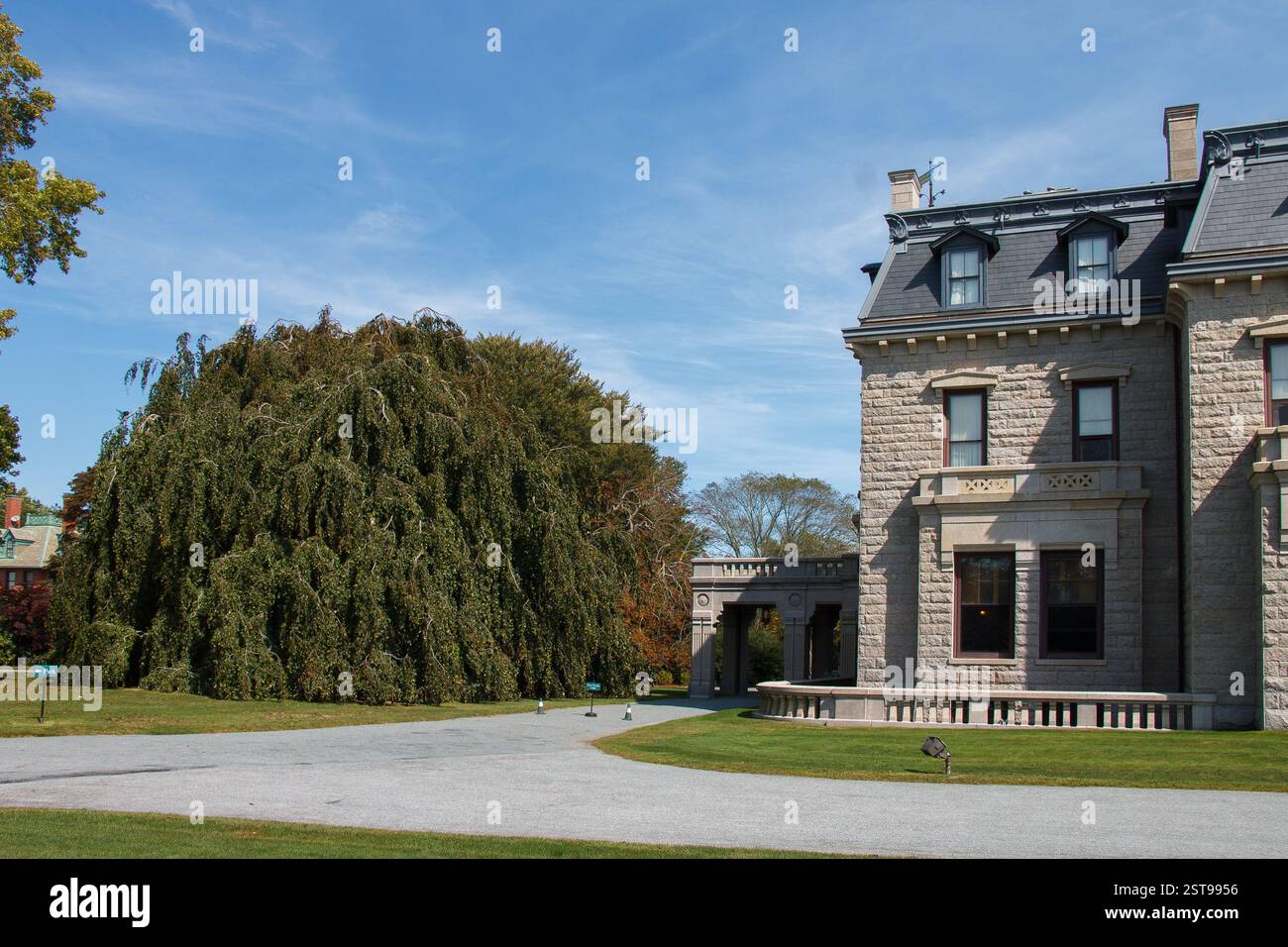 The beautiful Chateau-sur-Mer gilded age historic mansion at Bellevue ...