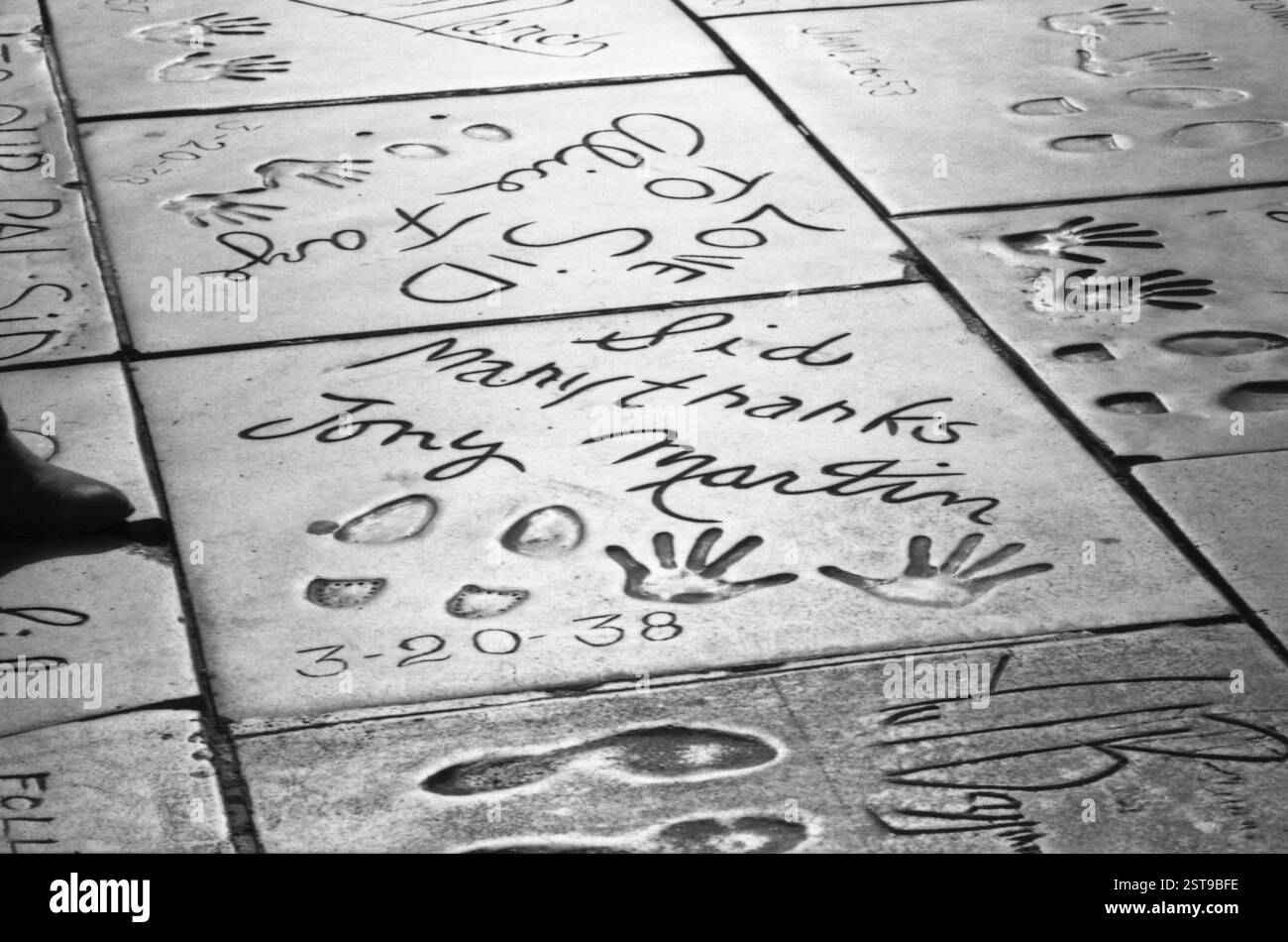 Celebrity landmark Black and White Stock Photos & Images - Alamy