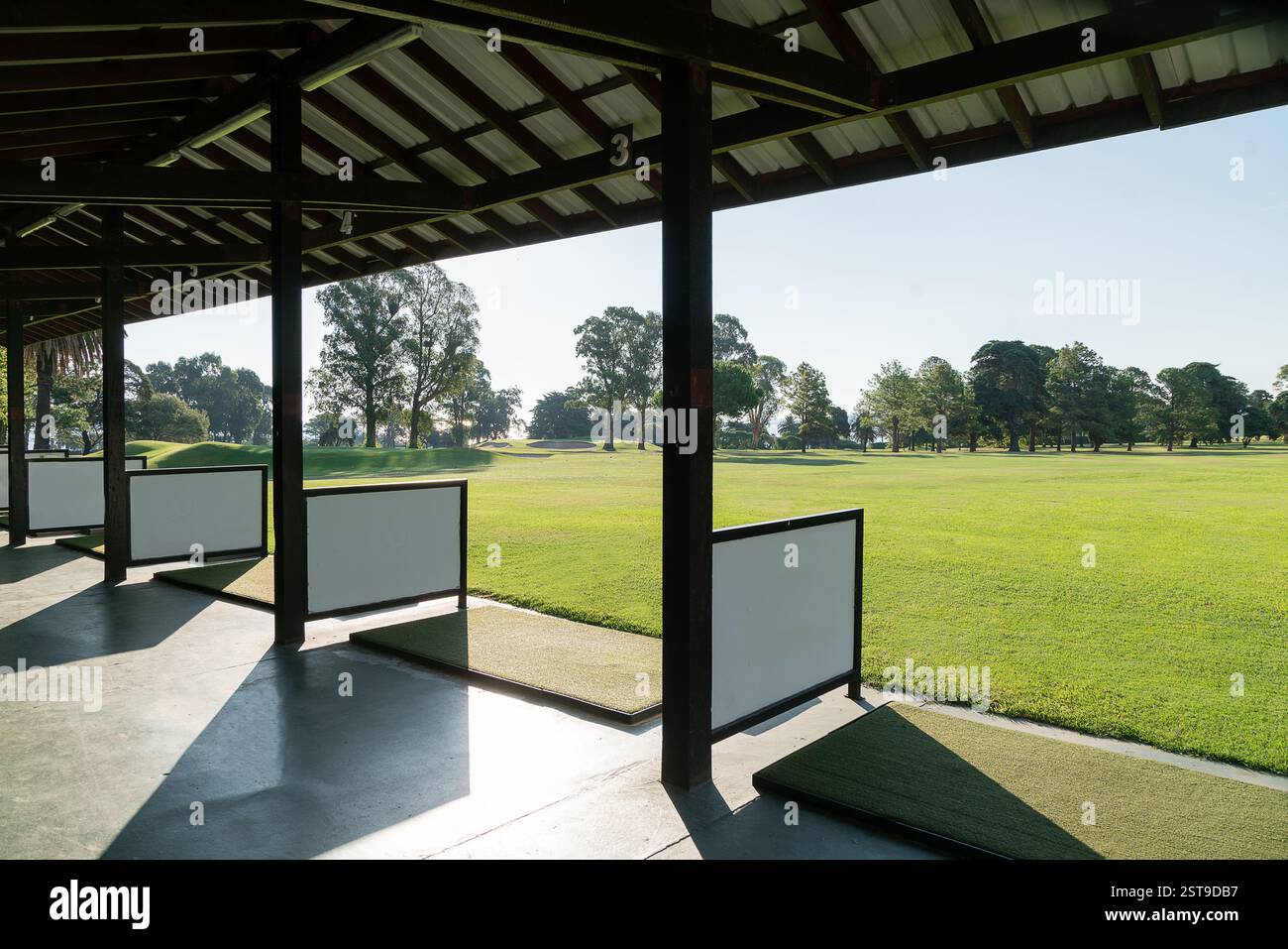 Practice bays hi-res stock photography and images - Alamy
