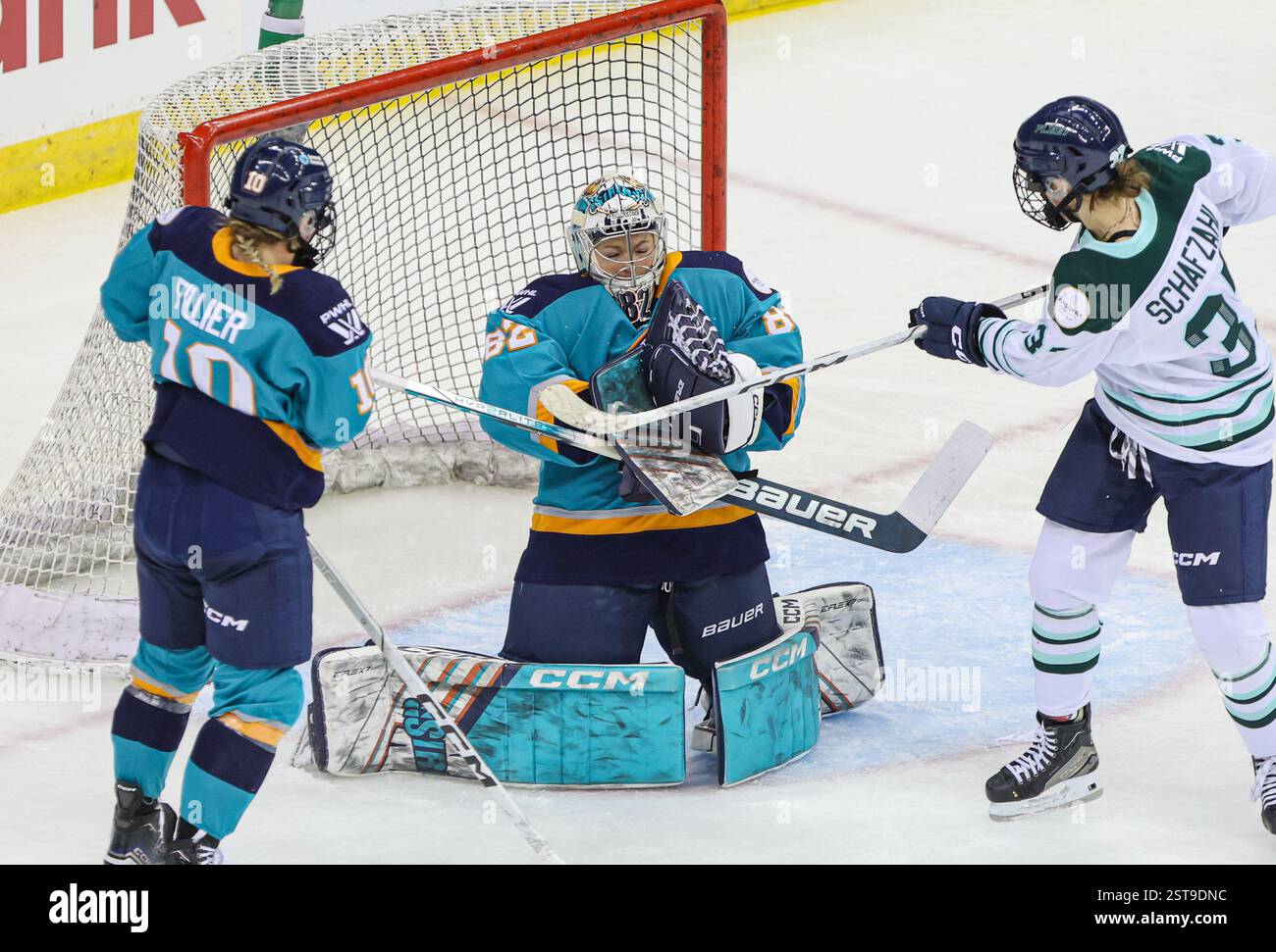 Newark, NJ, USA. 17th Feb, 2025. New York Sirens goalie Kayle Osborne ...