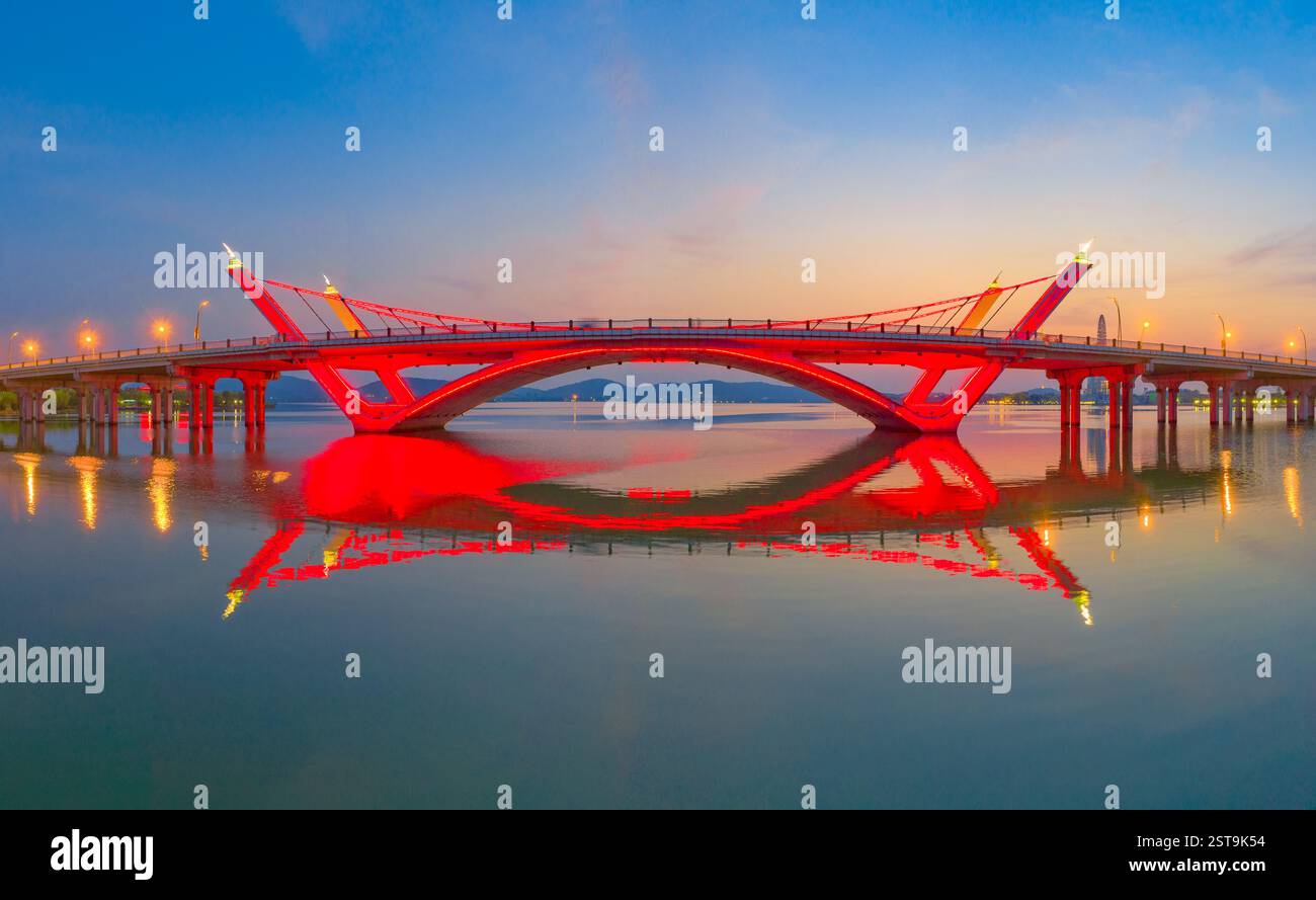Night view of Lihu Bridge, Wuxi, Jiangsu Province, China Stock Photo ...