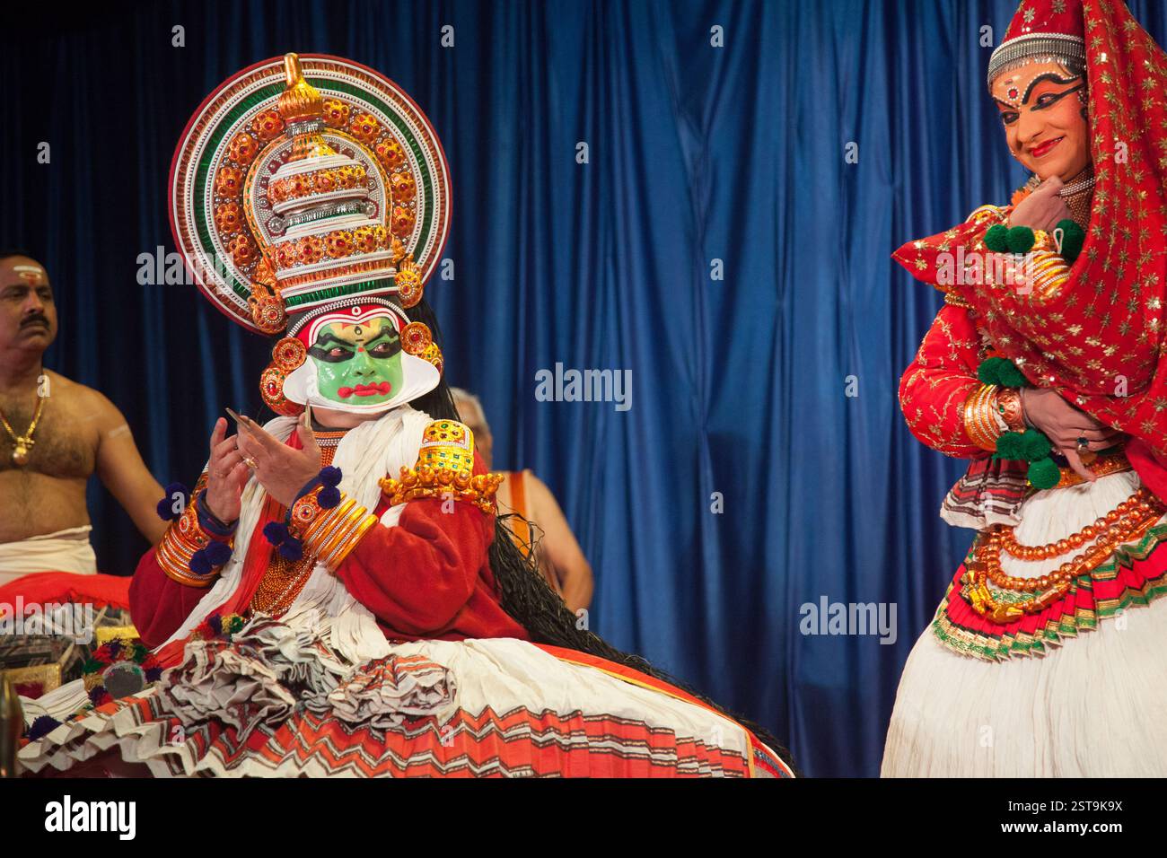 Kathakali rare dance performance Stock Photo - Alamy
