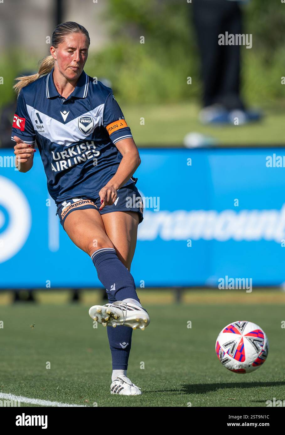 Melbourne, Australia. 16th Feb, 2025. Melbourne Victory's Captain Kayla ...