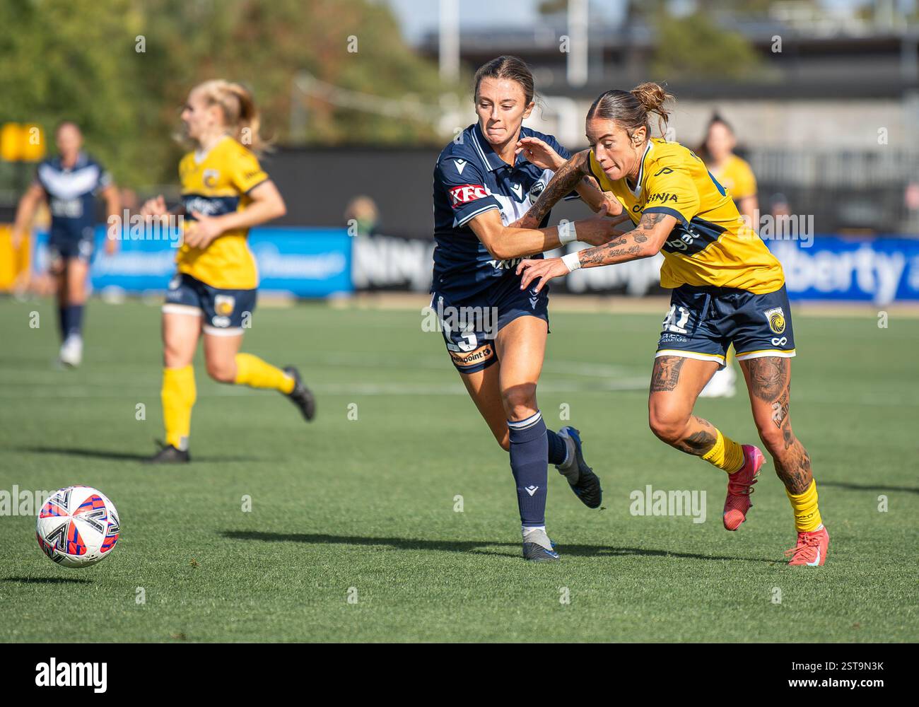 Melbourne, Australia. 16th Feb, 2025. Sara D'Appolonia (L) of Melbourne ...