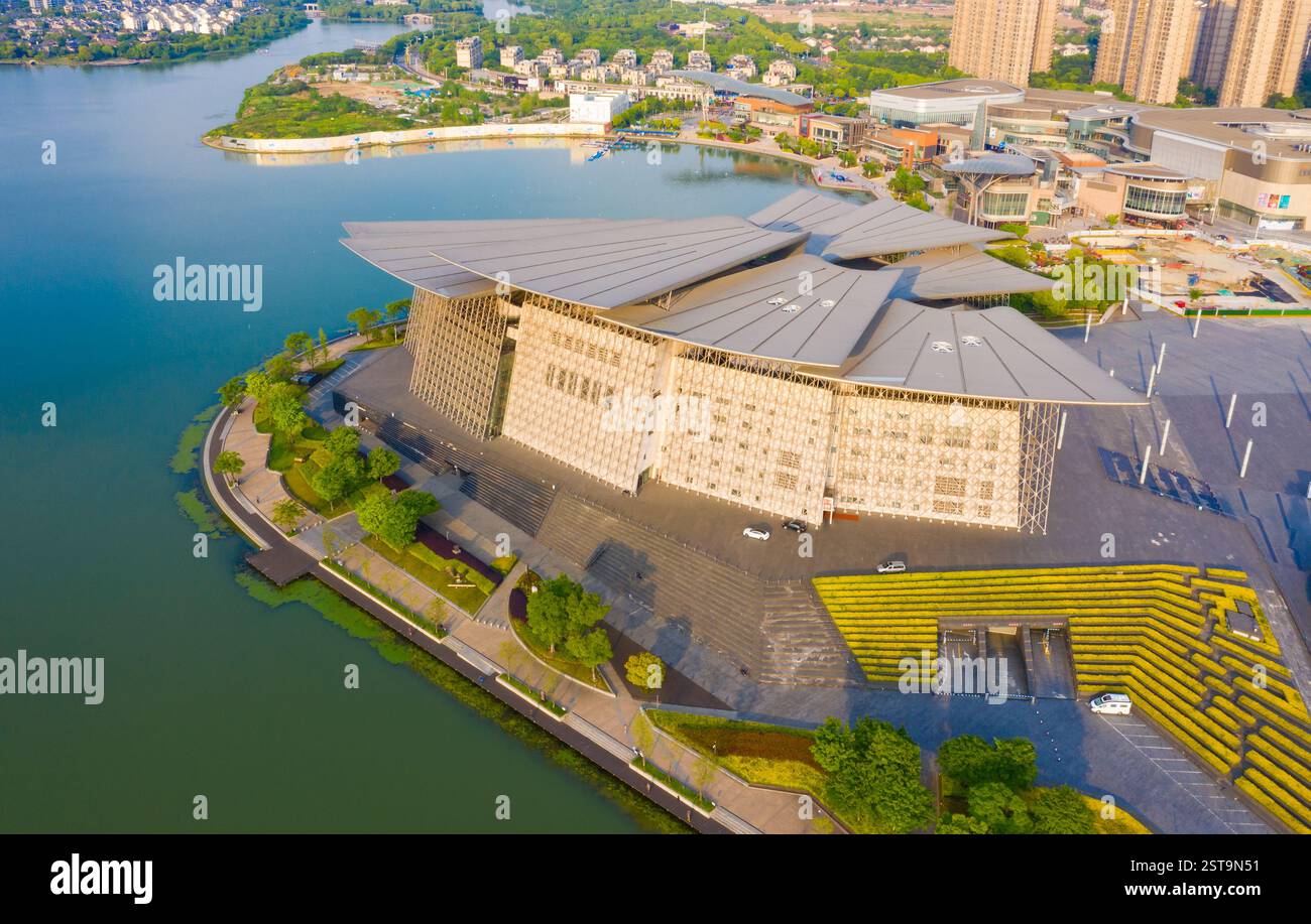 Lihu Scenic Area, Wuxi City, Jiangsu Province, China Stock Photo - Alamy