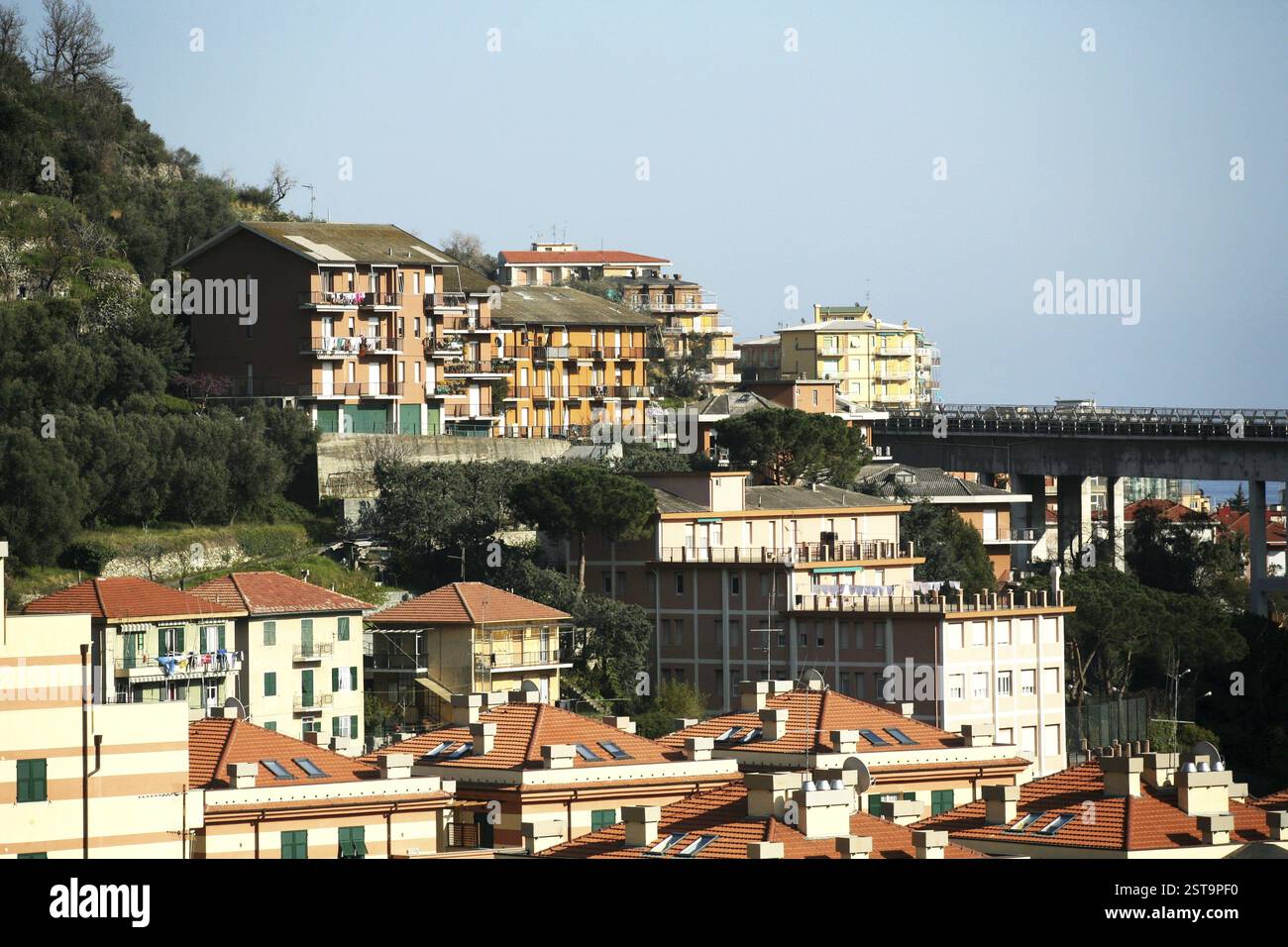 Italy suburbs hi-res stock photography and images - Alamy