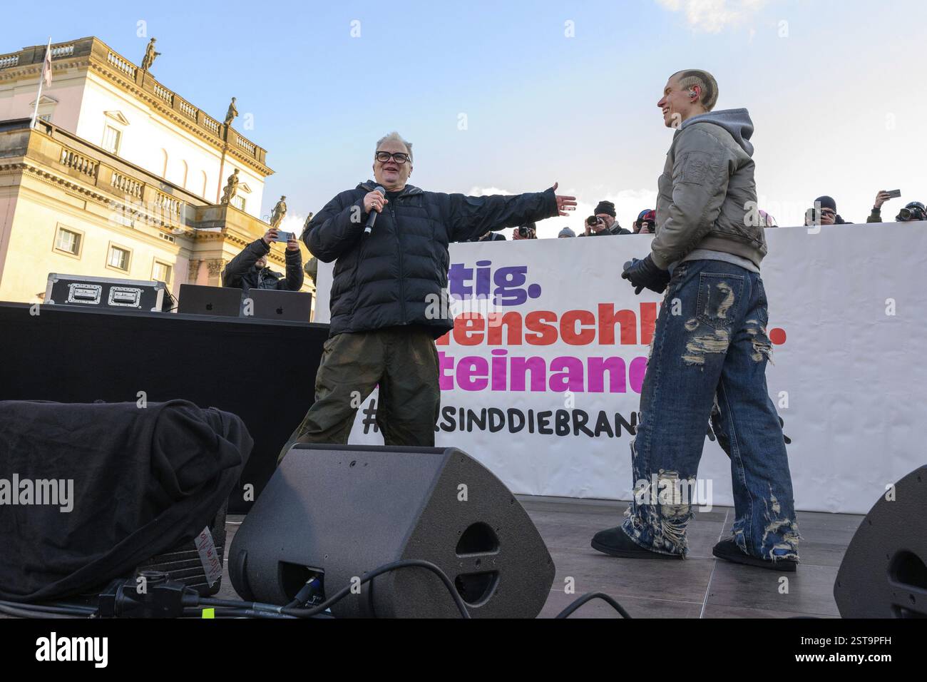 Soho Bani and Herbert Groenemeyer (left) at Hand in Hand against right ...
