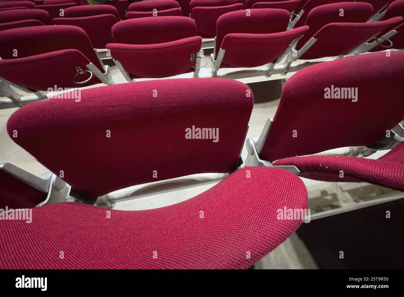 Chairs hall seats hi-res stock photography and images - Alamy