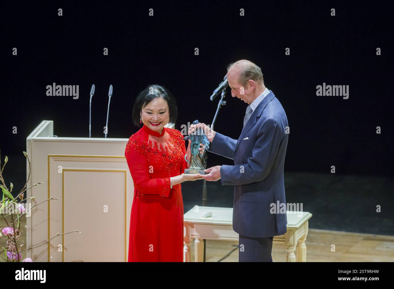 10th International Peace Prize Dresden Award Kim Phuc Phan Thi received the 10th International ...