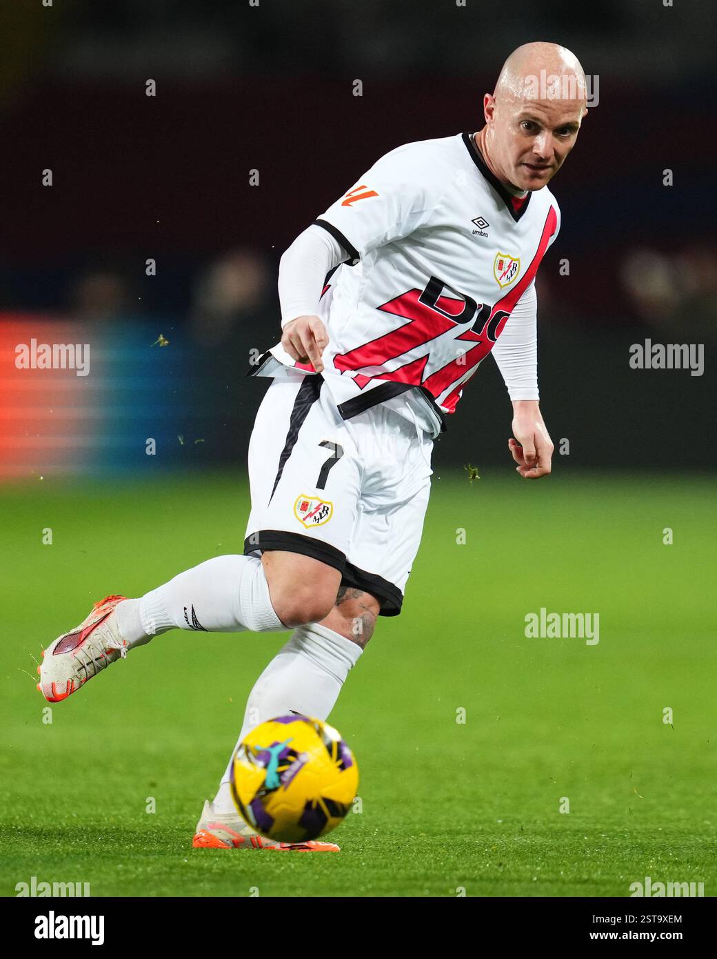 Barcelona, Spain. 18th Feb, 2025. Isi Palazon of Rayo Vallecano during ...