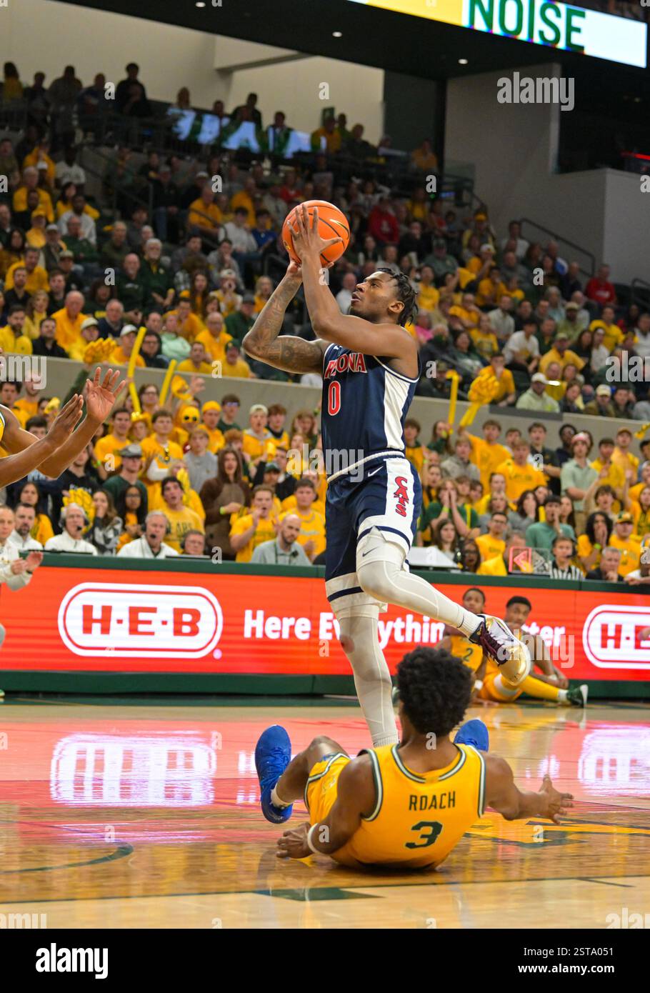 Waco, Texas, USA. 17th Feb, 2025. Arizona Wildcats guard Jaden Bradley (0) shoot the ball over ...