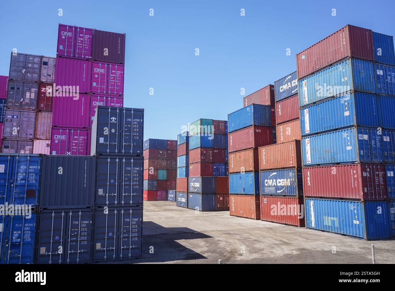 Adelaide, Australia 18 February 2025. Stacked cargo containers at the ...