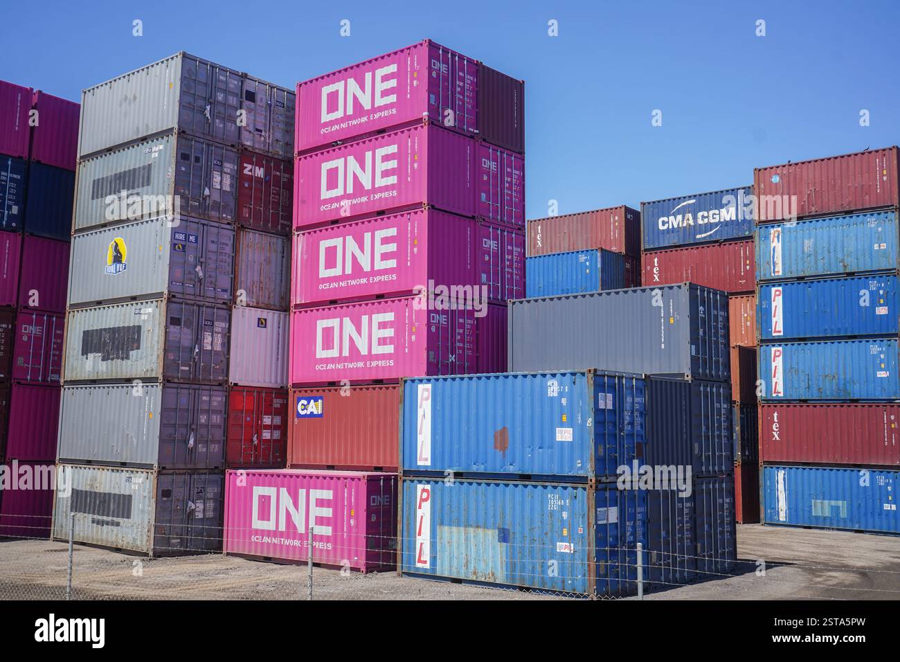 Adelaide, Australia 18 February 2025. Stacked cargo containers at the ...