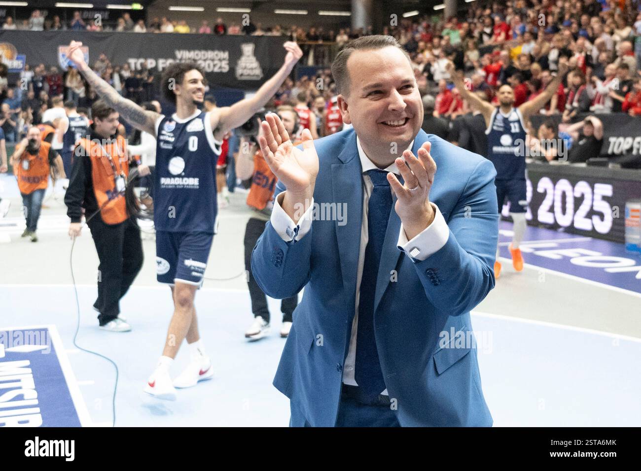 16 February 2025, Saxony-Anhalt, Weißenfels: Basketball: BBL Cup ...