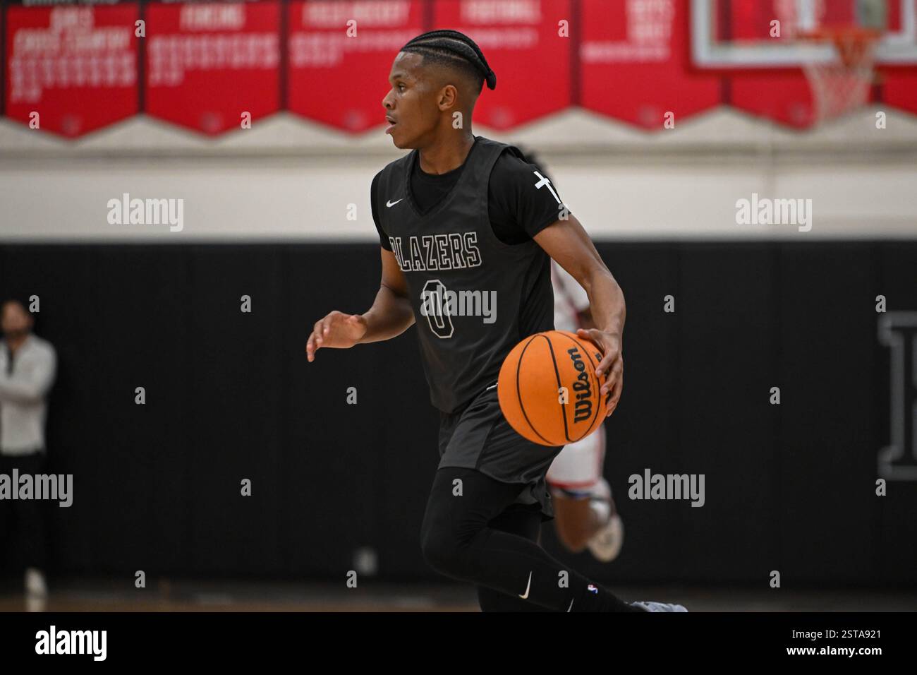 Studio City, United States. 28th Jan, 2025. Sierra Canyon Trailblazers ...