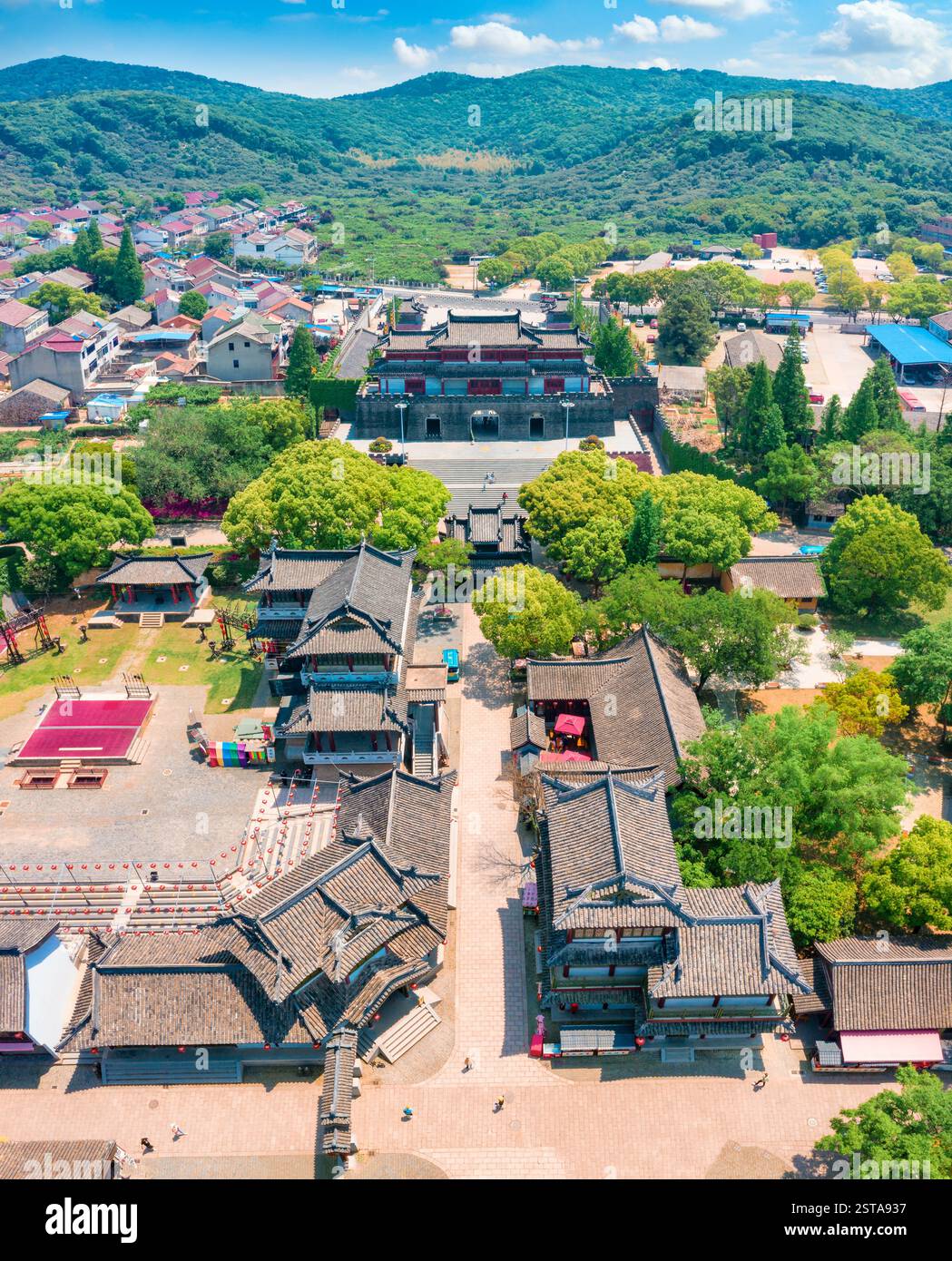 Three Kingdoms Water Margin Scenic Area, Wuxi City, Jiangsu Province ...