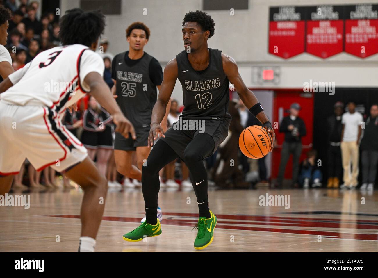 Studio City, United States. 28th Jan, 2025. Sierra Canyon Trailblazers ...
