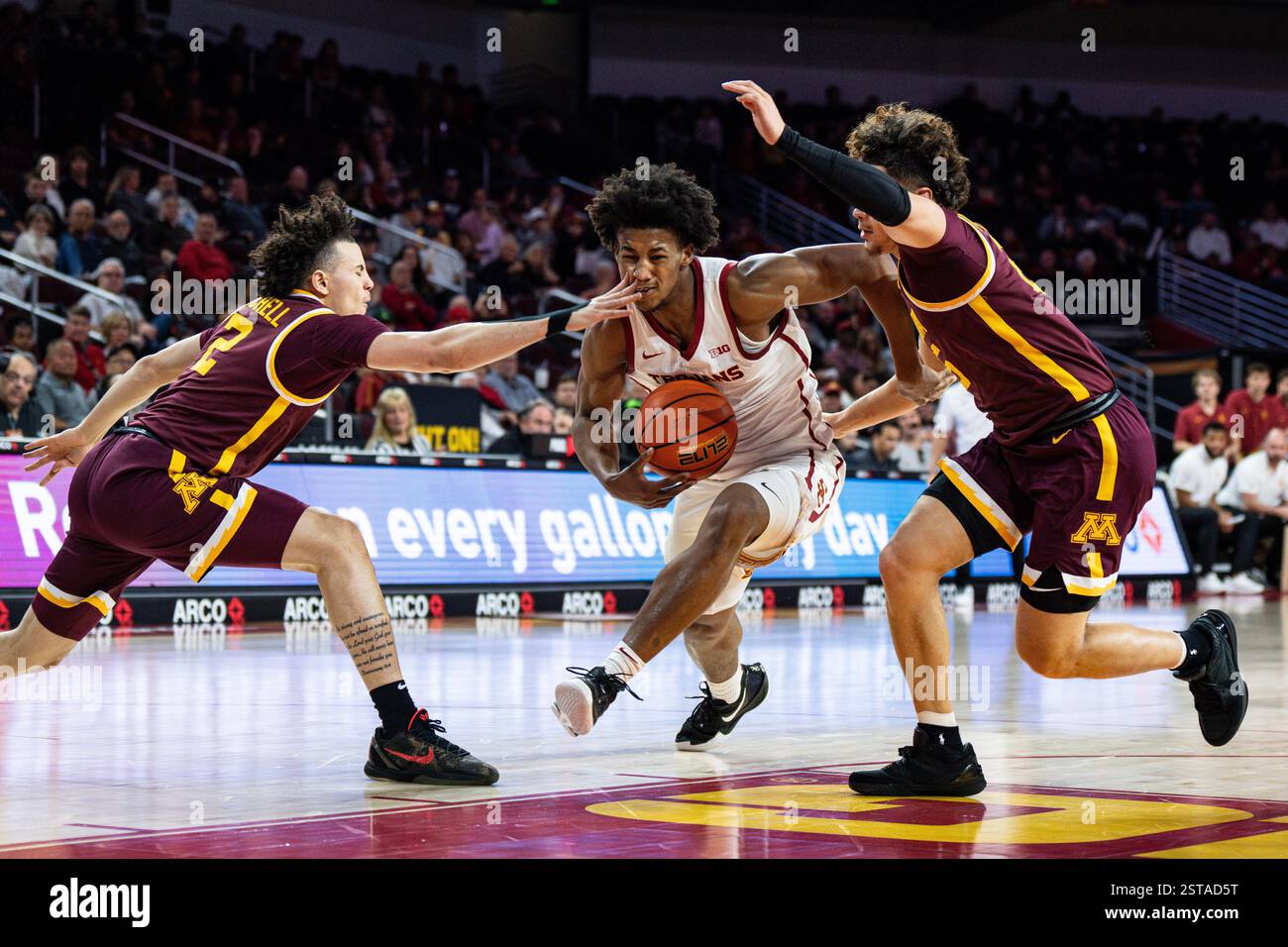 Los Angeles, United States. 15th Feb, 2025. USC Trojans guard Wesley ...