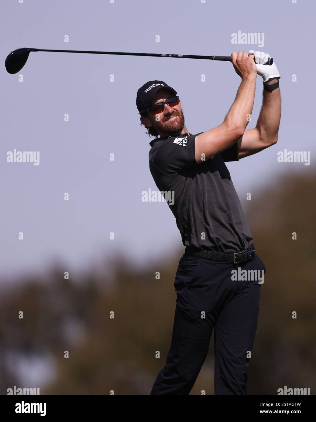 La Jolla, California, USA. 16th Feb, 2025. PATRICK RODGERS plays a tee ...