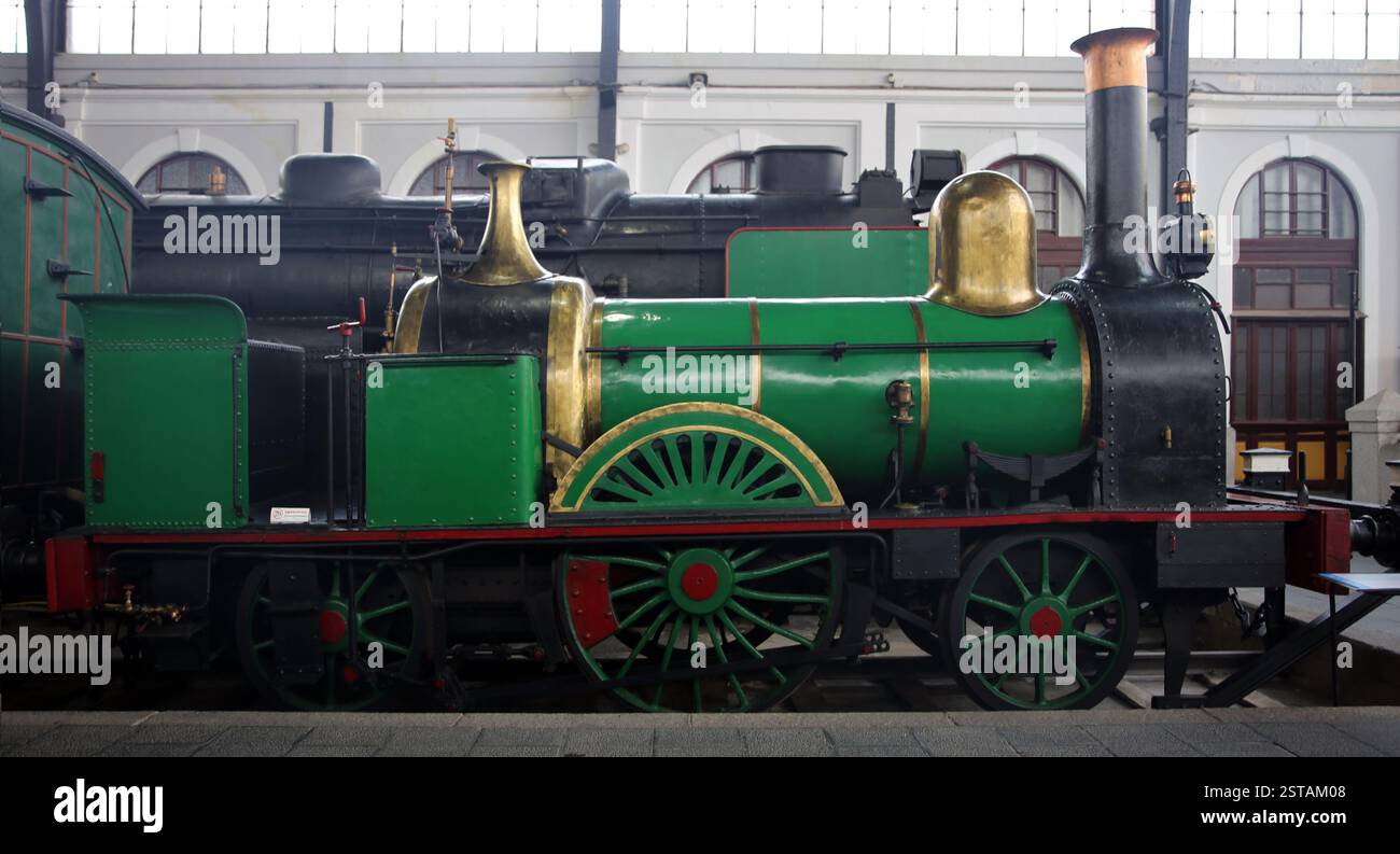 Steam locomotive and tender hi-res stock photography and images - Alamy