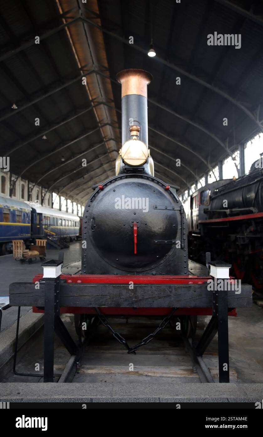 Steam locomotive and tender hi-res stock photography and images - Alamy