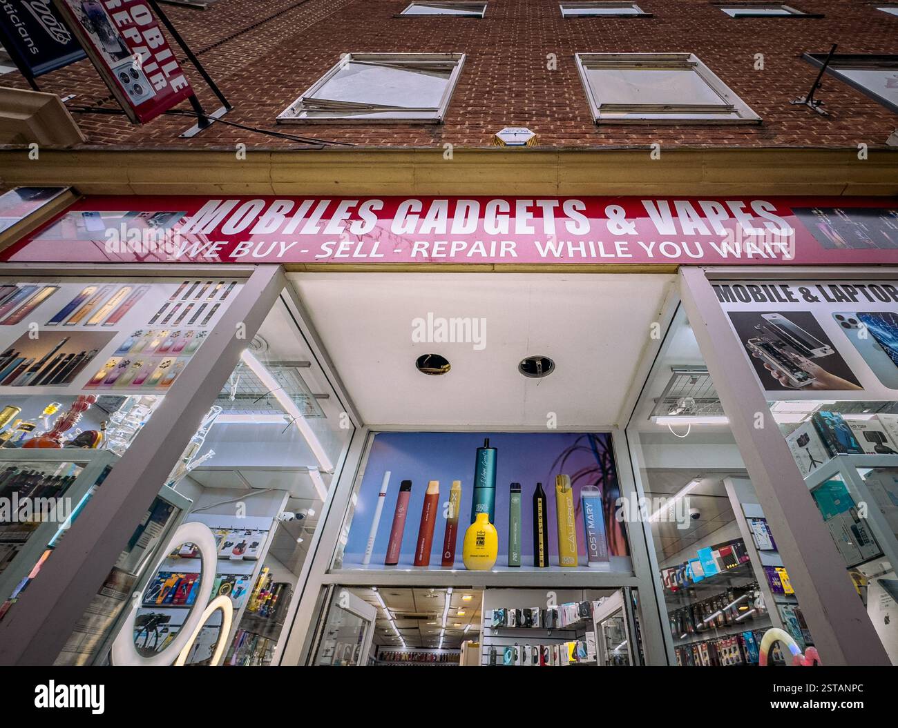 Exterior facade of a shop specialising in vape products and gadget ...