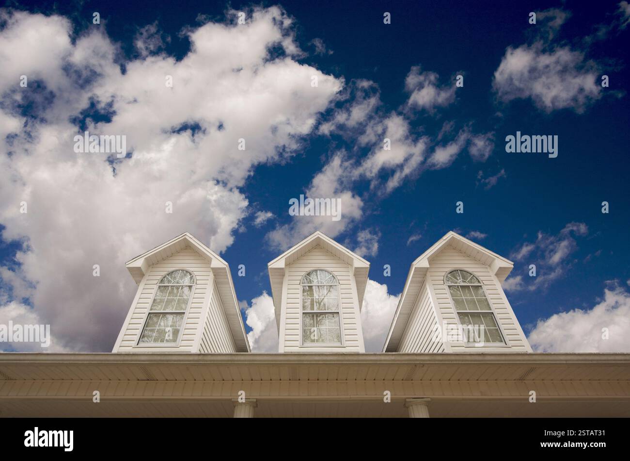Sky windows hi-res stock photography and images - Alamy