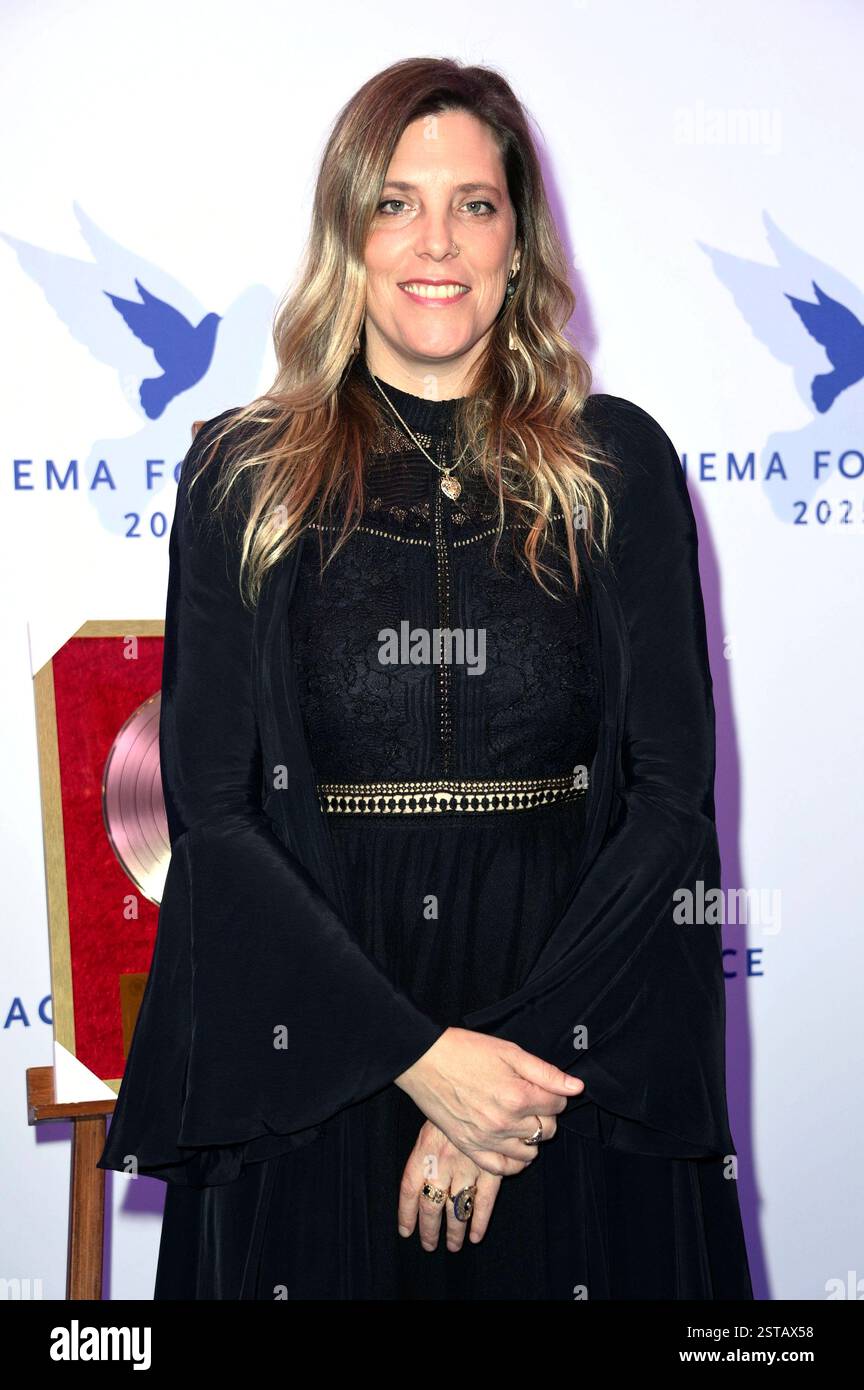 Tal Barda bei der Cinema For Peace Gala 2025 im Hotel Adlon Kempinski ...