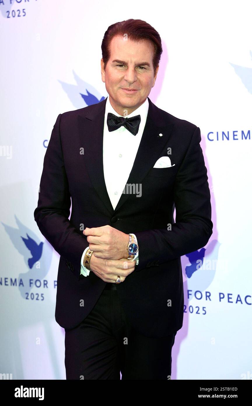 Vincent De Paul bei der Cinema For Peace Gala 2025 im Hotel Adlon ...