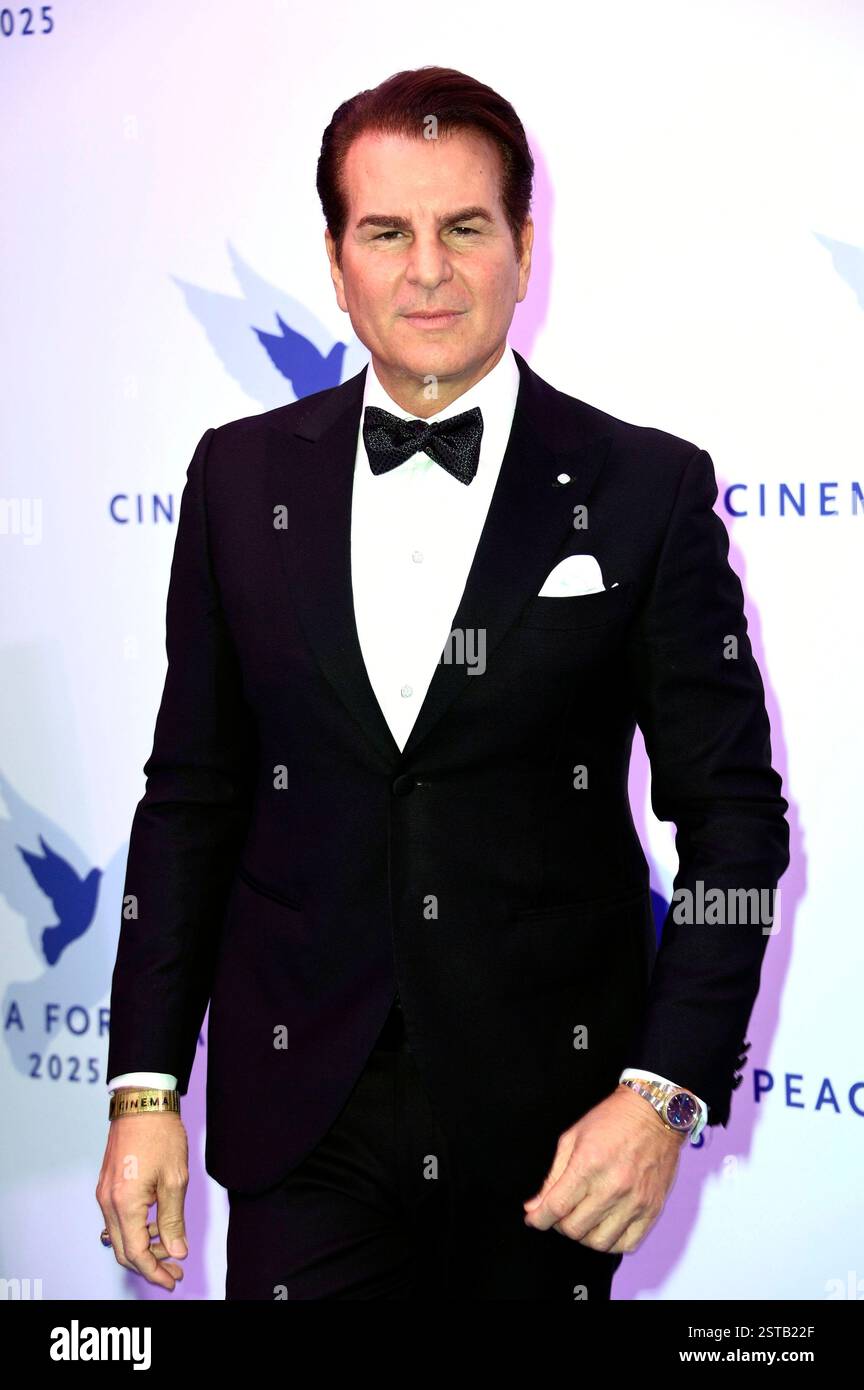 Vincent De Paul bei der Cinema For Peace Gala 2025 im Hotel Adlon ...