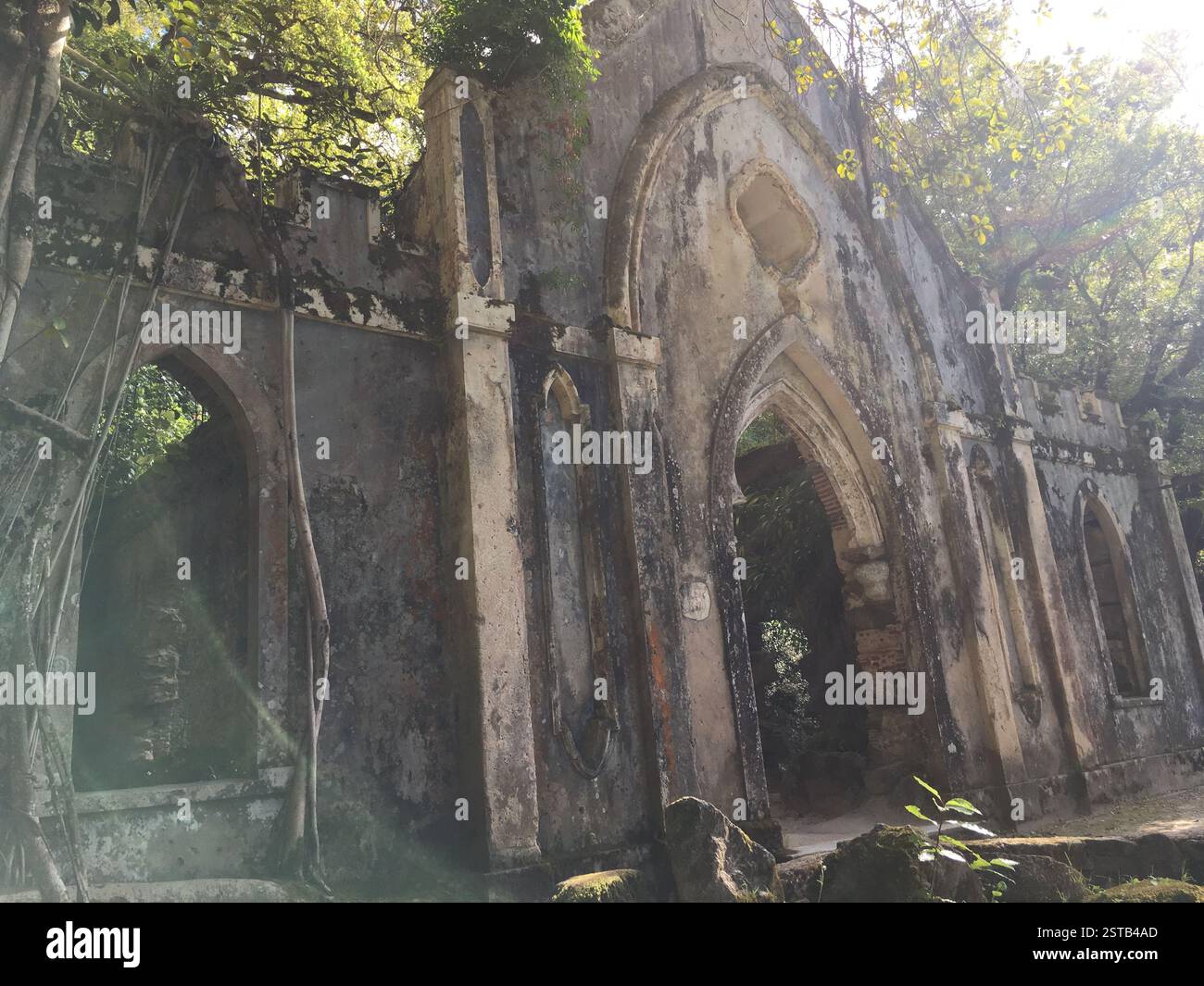 Forlorn palace hi-res stock photography and images - Alamy