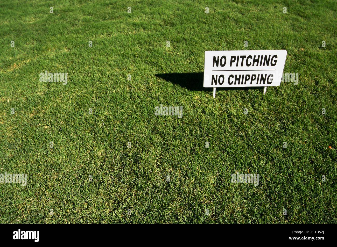 Polo field sign hi-res stock photography and images - Alamy