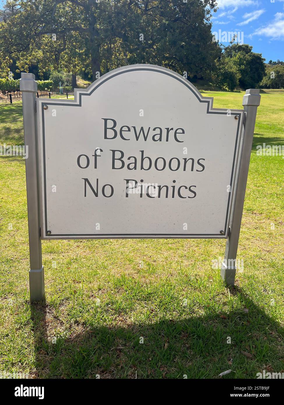 Baboons warning sign hi-res stock photography and images - Alamy