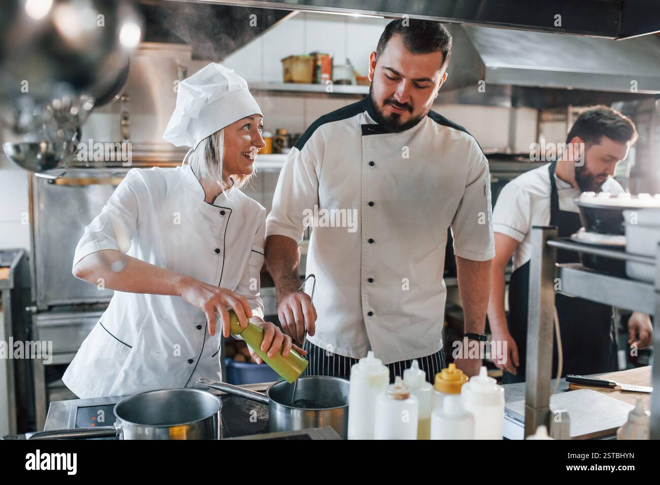 Professional chef quality hi-res stock photography and images - Alamy