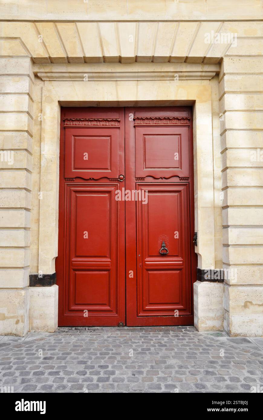 A red gate Stock Photo - Alamy