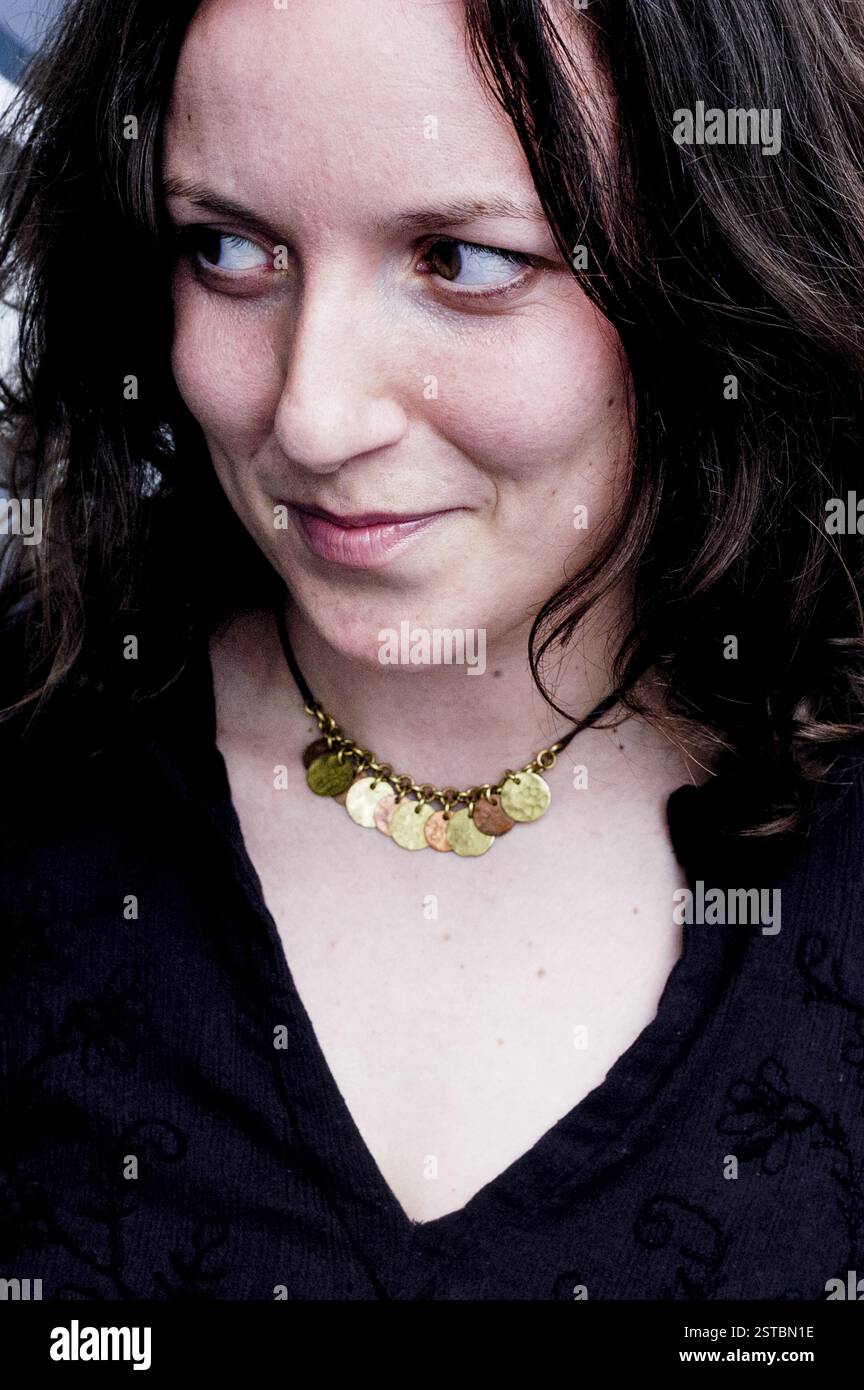 MOOI, RADIO CONCERT, 2004: Rachel Lloyd from the band MOOI in the ...