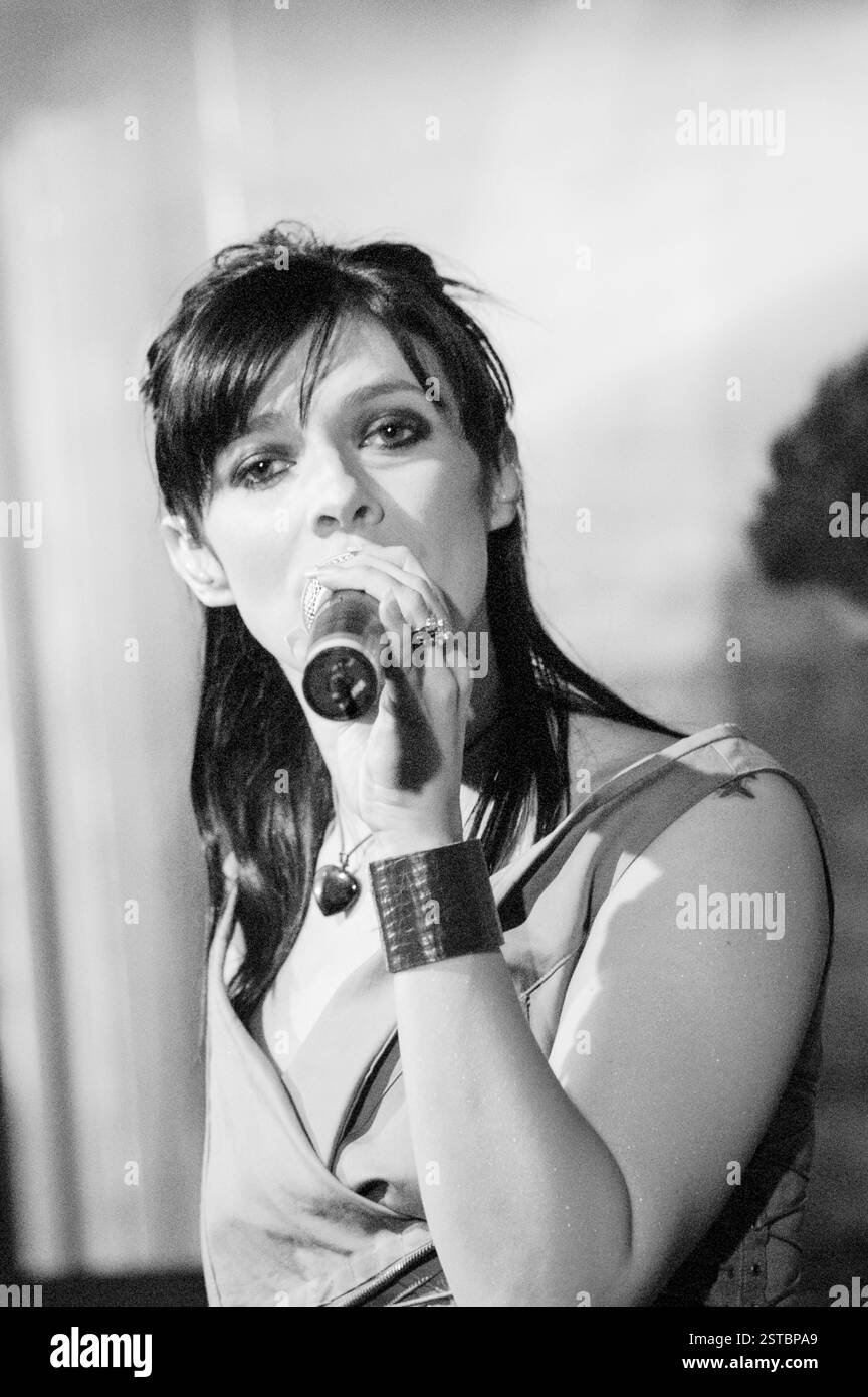 POP SINGER, CELEBRITY, KYM MARSH, YOUNG, 2003: Pop singer, actress and ...