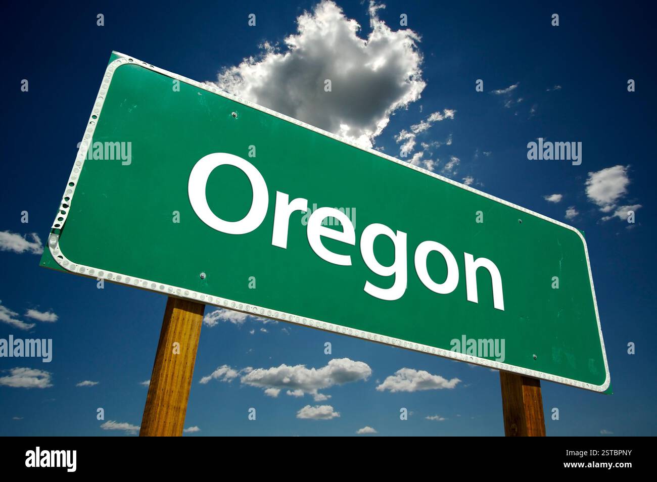Oregon Road Sign Stock Photo - Alamy