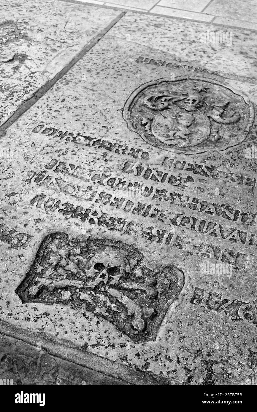 Gdansk gravestone hi-res stock photography and images - Alamy