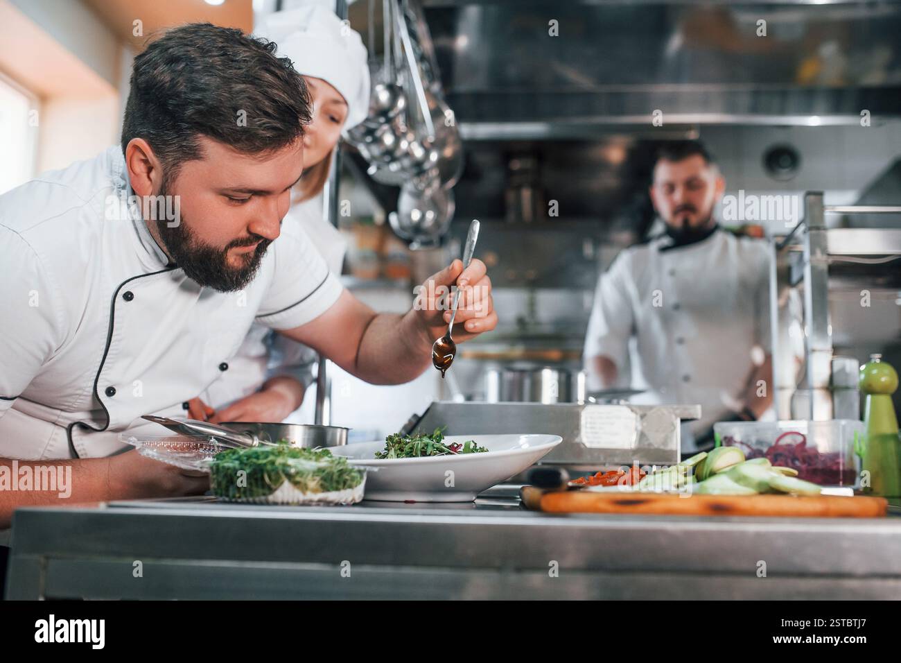 Professional chef quality hi-res stock photography and images - Alamy