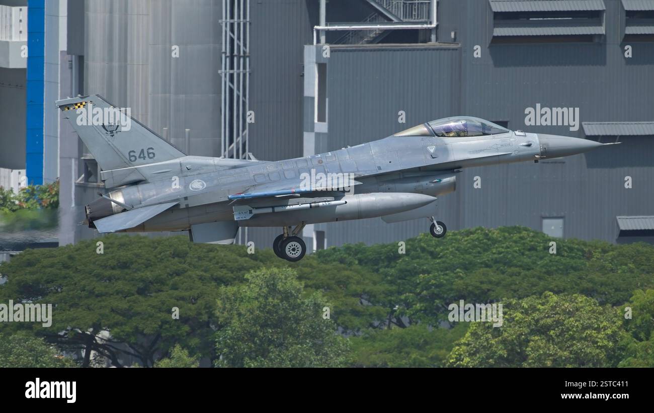 Republic of Singapore Air Force F-16 fighters returning to base Stock ...