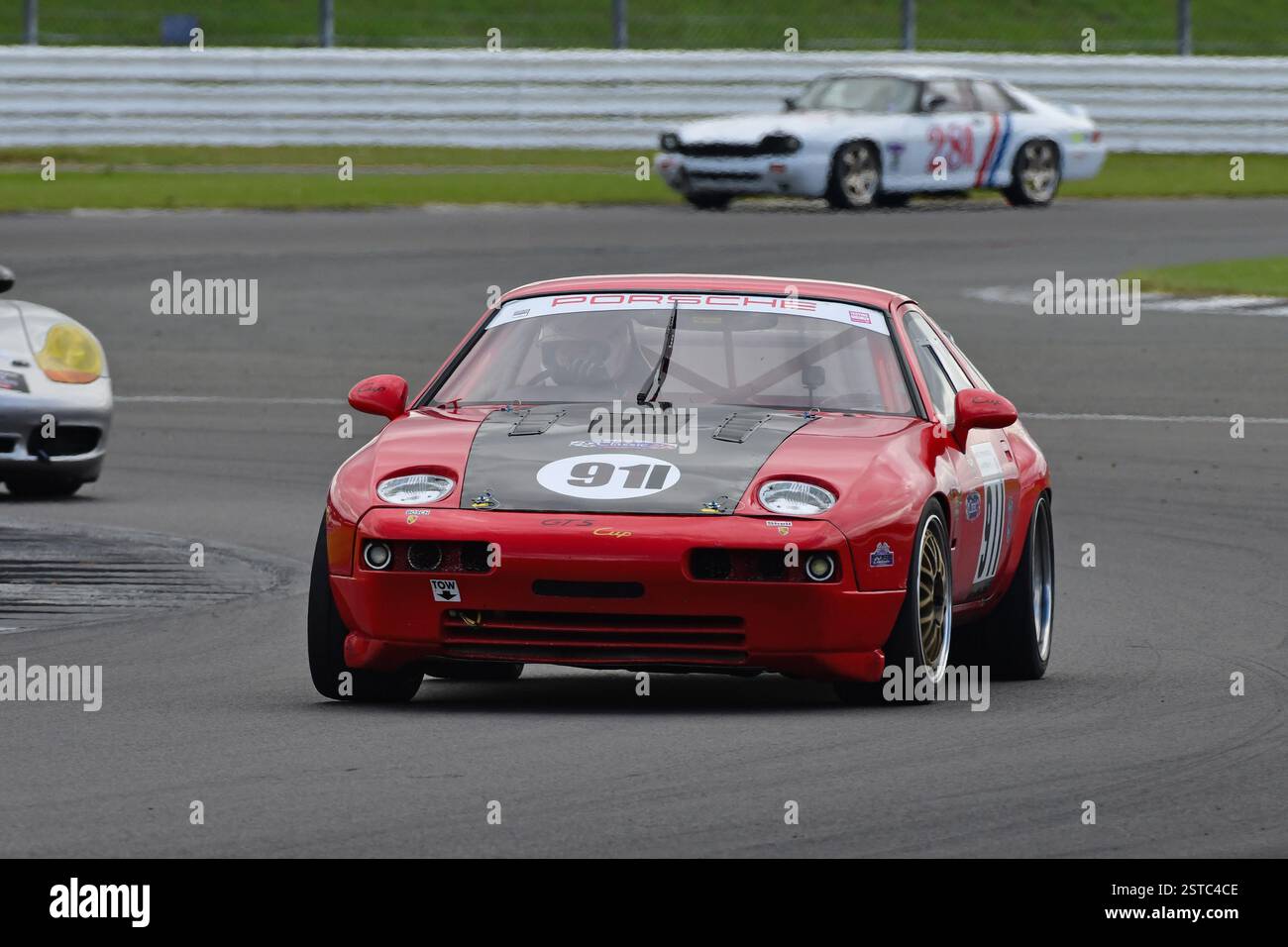 Adrian Clark, Porsche 928 GTS Cup, A combined grid of over fifty cars from the Modern Classics ...