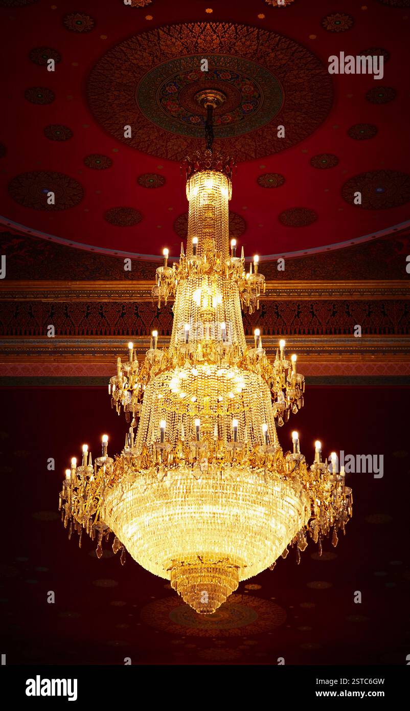 Buddhist temple ceiling hi-res stock photography and images - Alamy