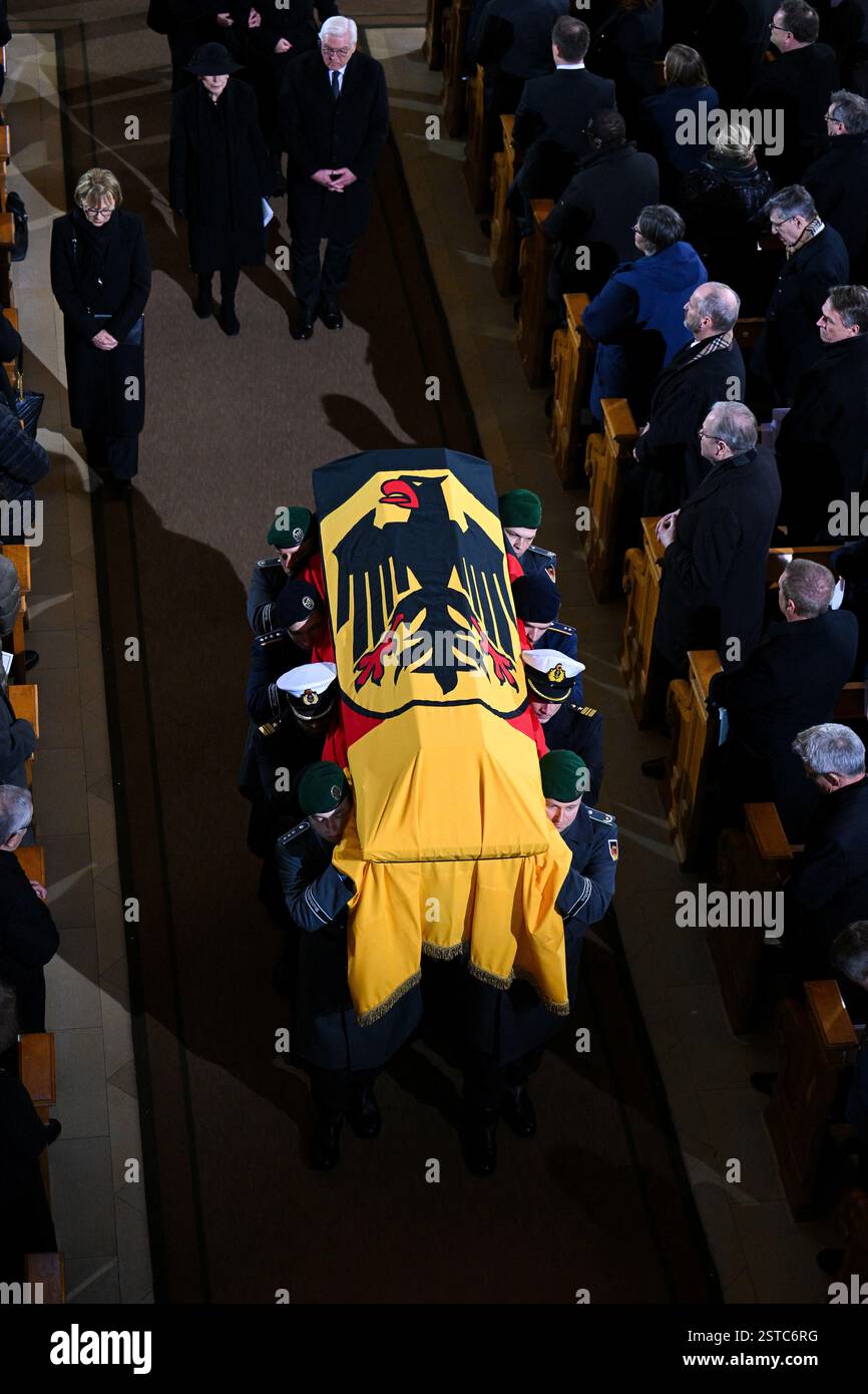Berlin, Germany. 18th Feb, 2025. The coffin of the deceased former ...